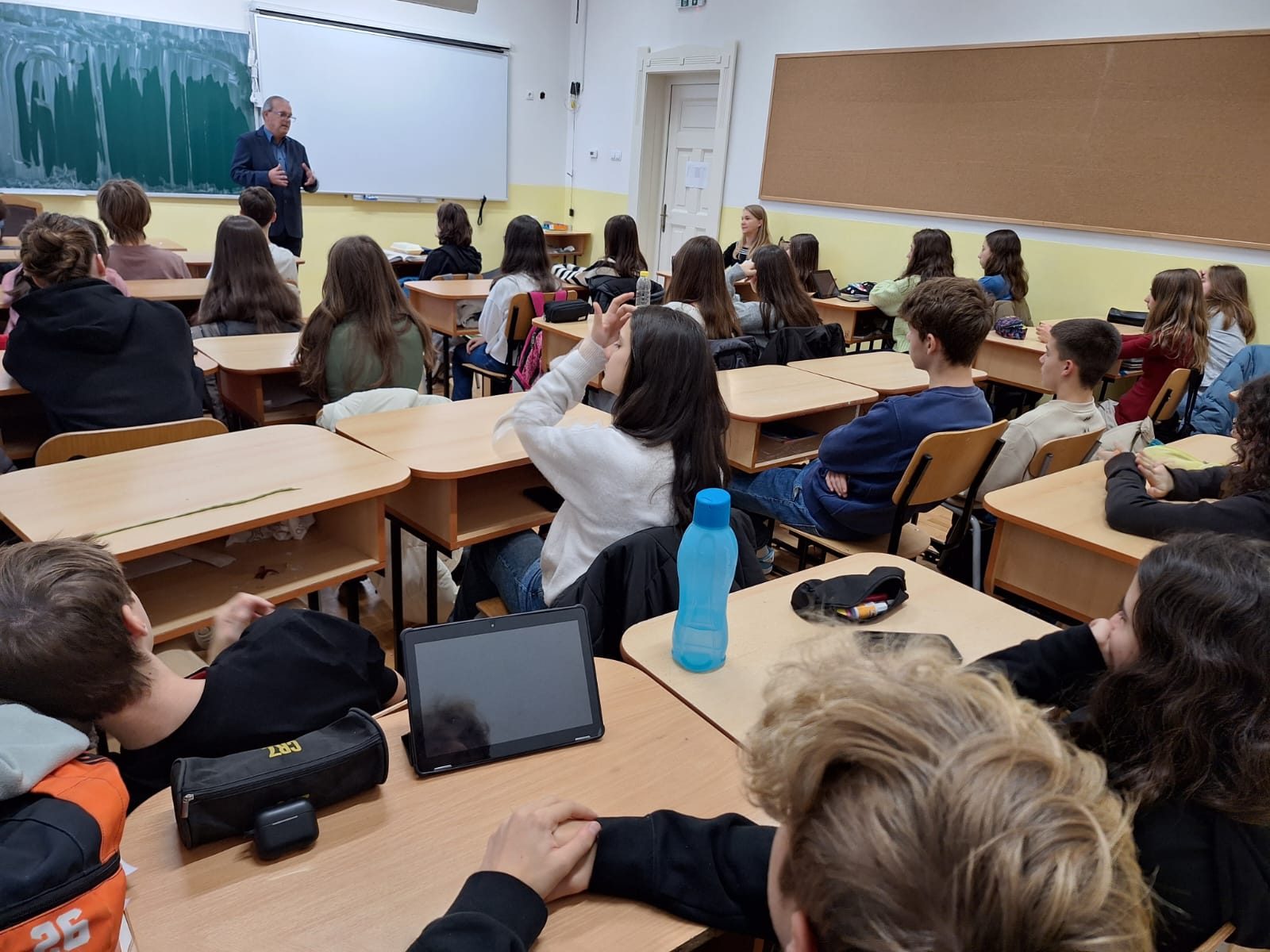 CCI Maramureş continuă promovarea antreprenoriatului în şcoli ...