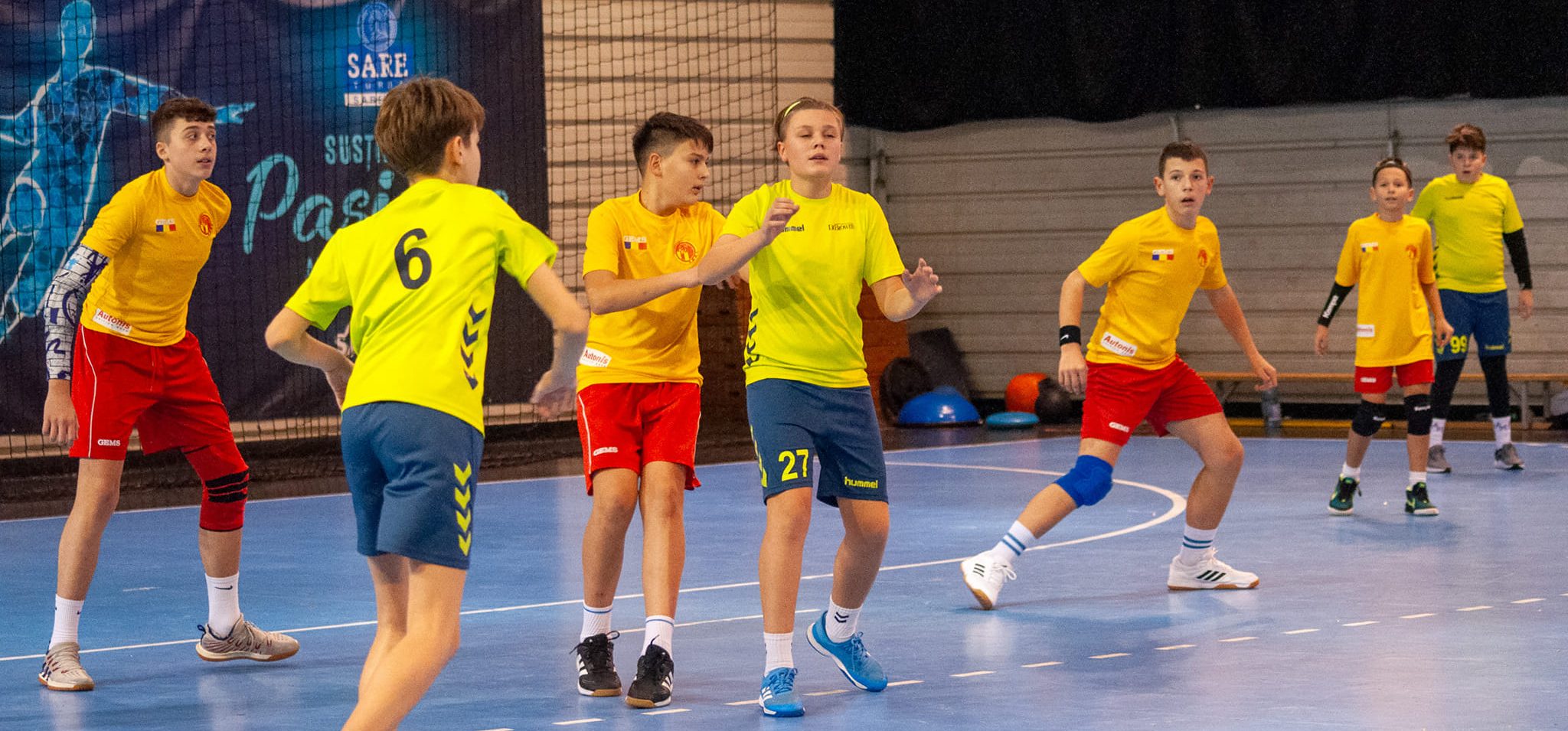 Clubul Sportiv Dr. Brown’s face înscrieri la grupa de handbal masculin ...