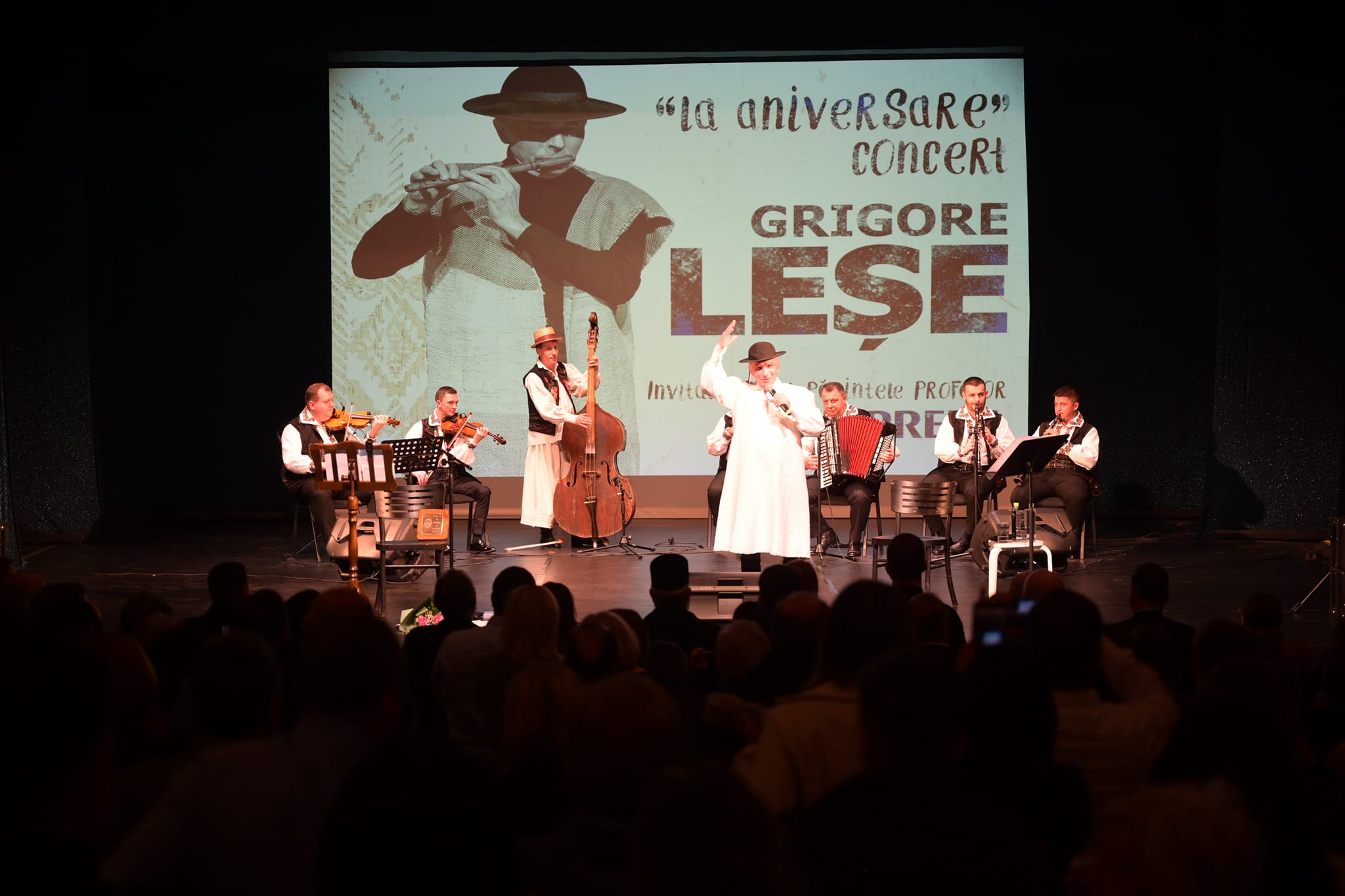 „La aniversare”: Grigore Leșe a concertat la Teatrul Municipal Baia ...