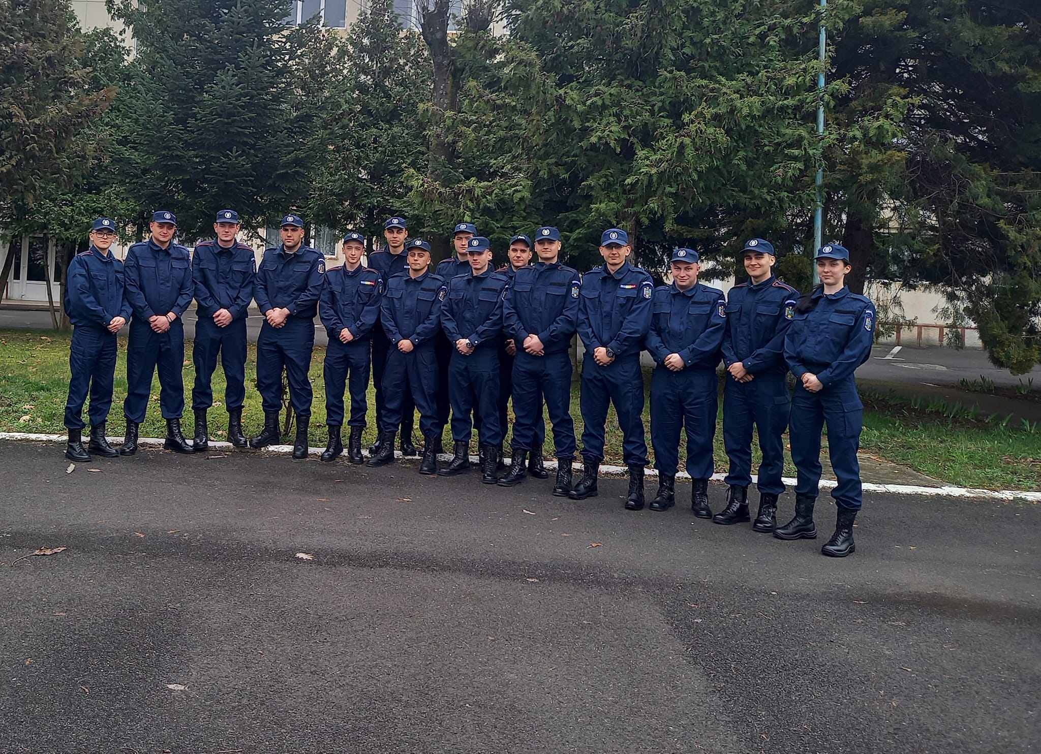 Practică la Jandarmeria Maramureș pentru mai mulți elevi ai Școlii ...