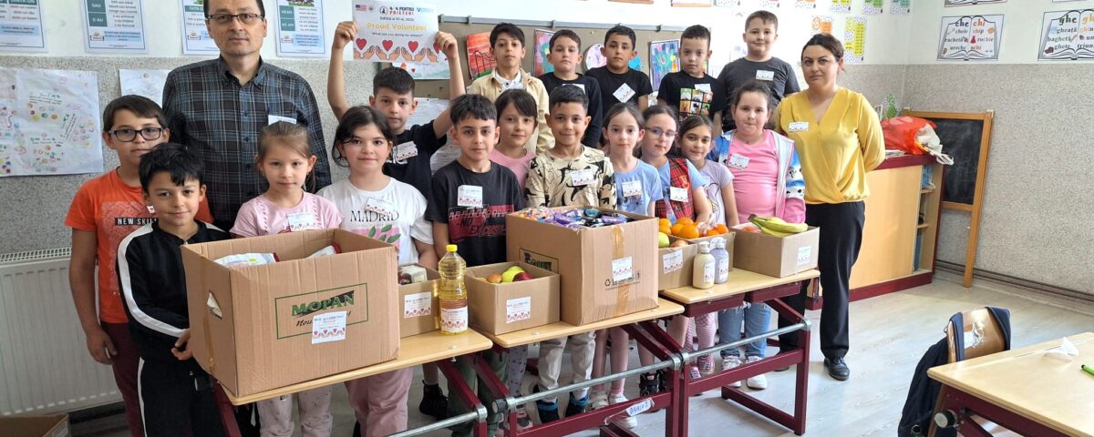 Activități de voluntariat ale elevilor Școlii Gimnaziale ”Dr. Ioan ...