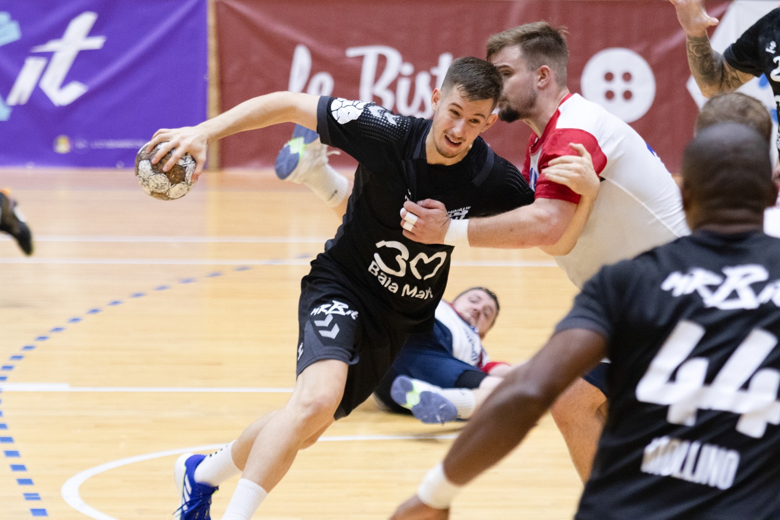 Handbal masculin: Victorie clară pentru Minaur Baia Mare în disputa cu ...
