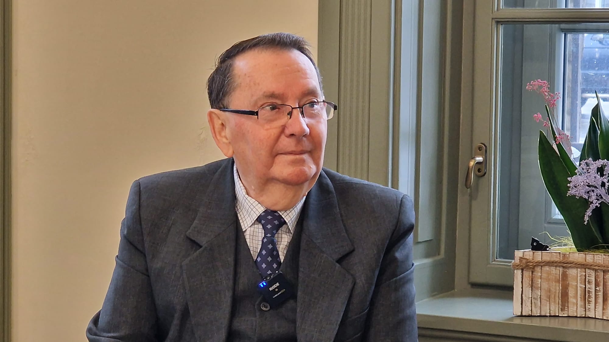 SEMNAL EDITORIAL: O carte de suflet despre istoria Ianculeştiului ...