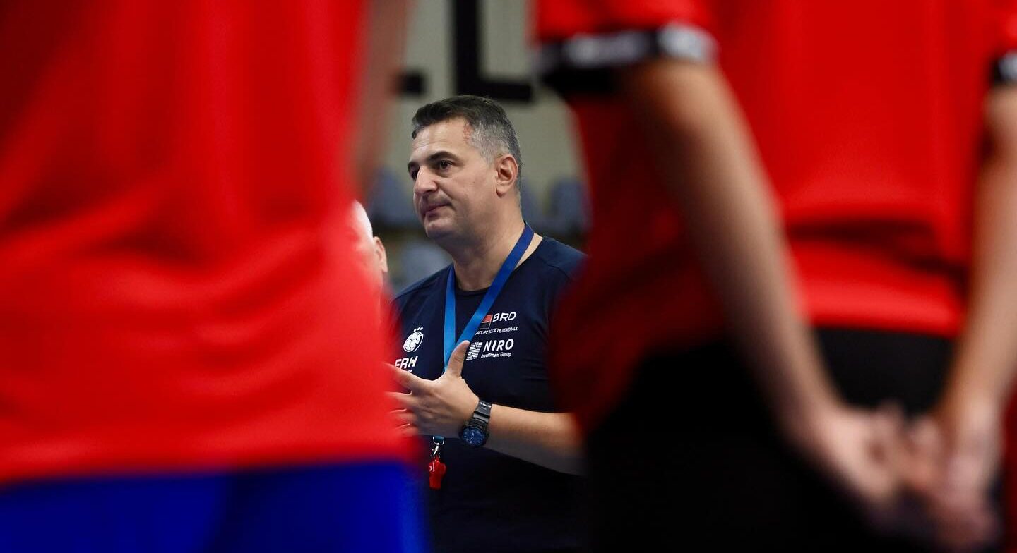 Schimbare majoră în handbalul românesc. Staff-ul tehnic al naționalei feminine pleacă. FRH ...
