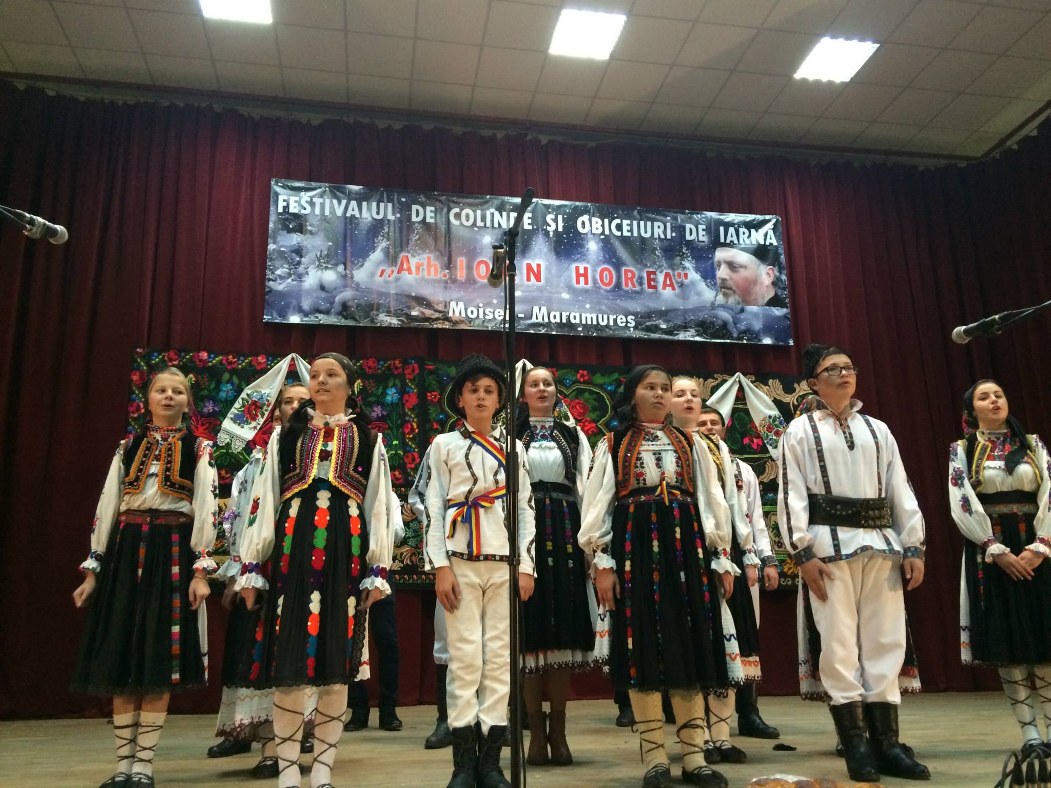 Moisei dă glas tradițiilor: Festivalul Național de Colinde și Obiceiuri ...